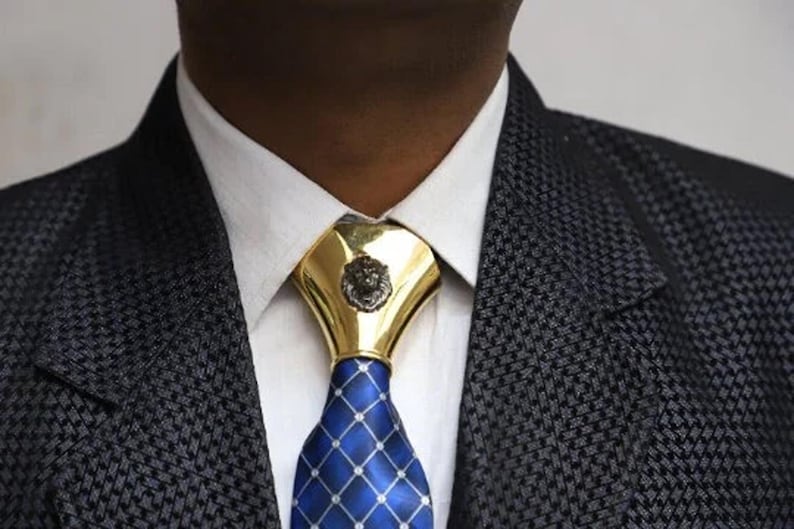 Luxurious Gold Plating Tie Knot Cover-lion Face Gold Plated Tie Knot ...