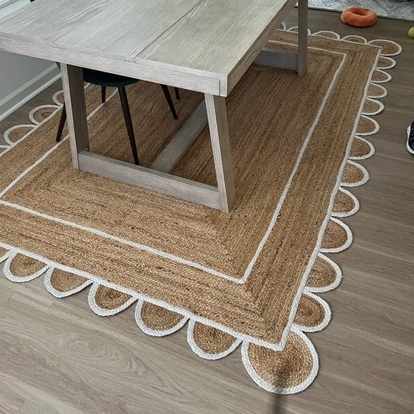 Scalloped Rug - Etsy