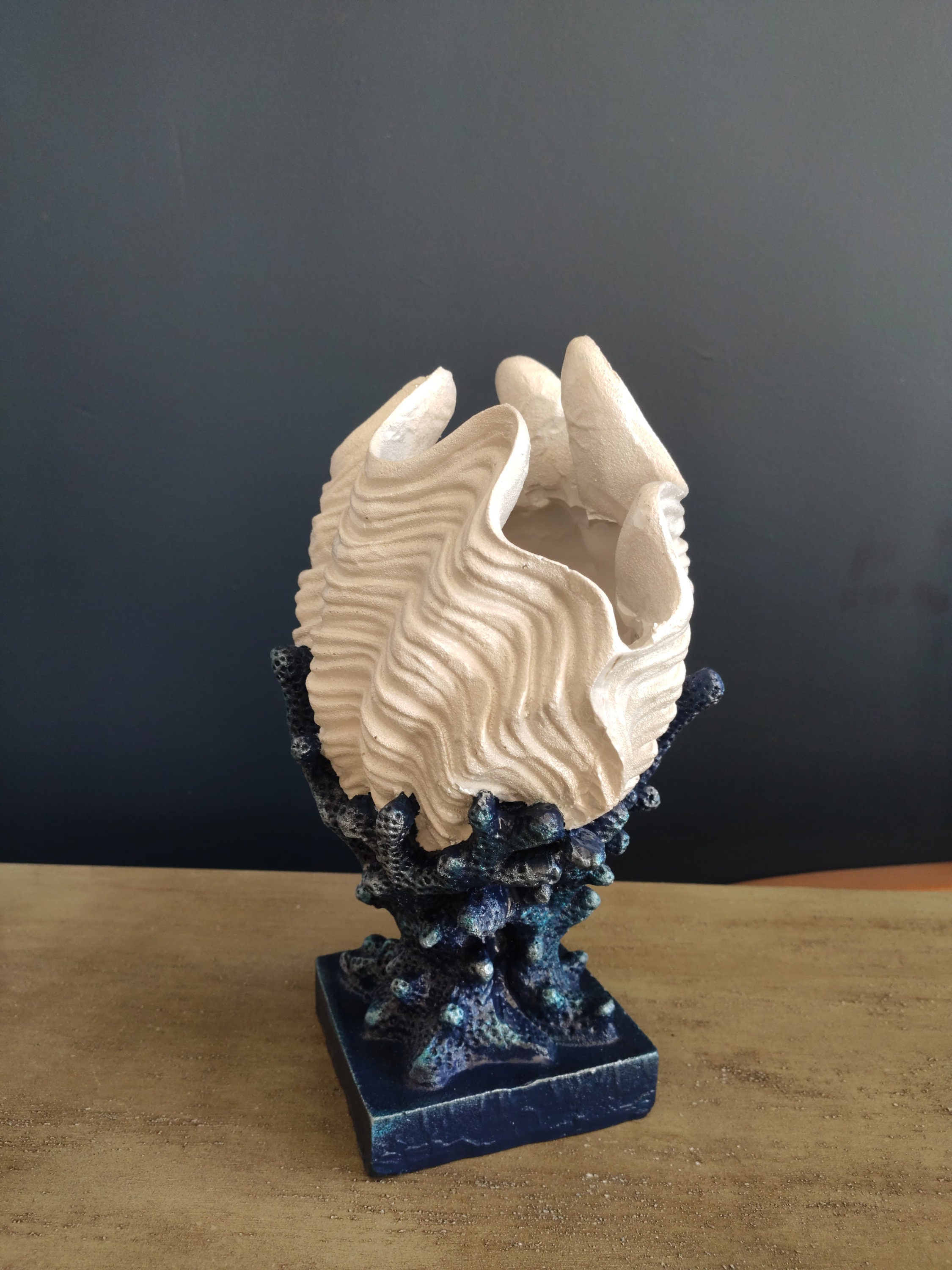 Clam Shell Statue: A Seaside-themed Home Decor and Perfect Piece for ...