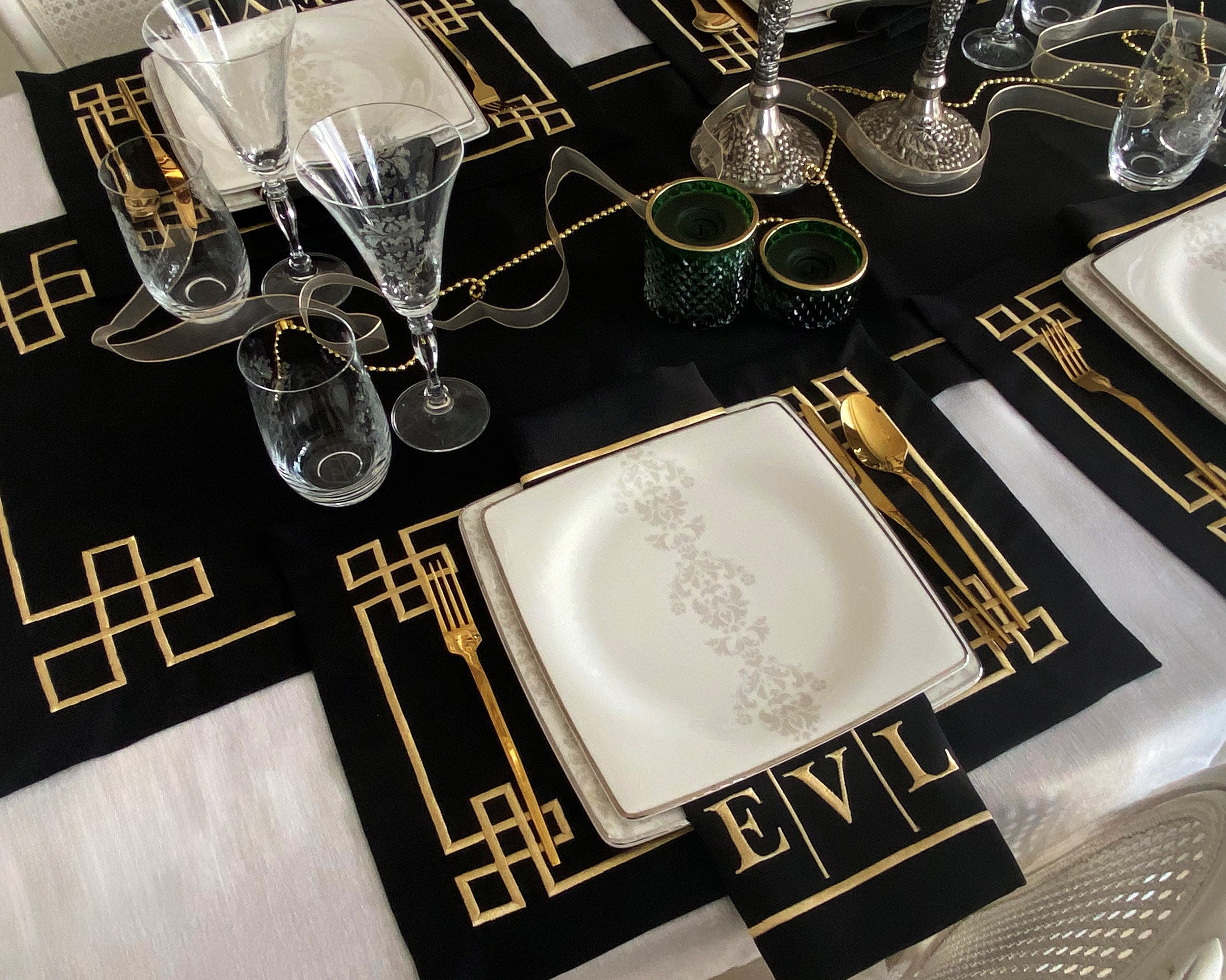 Personalized Embroidered Elegant Table Linen; Gold Initials Embroidered ...