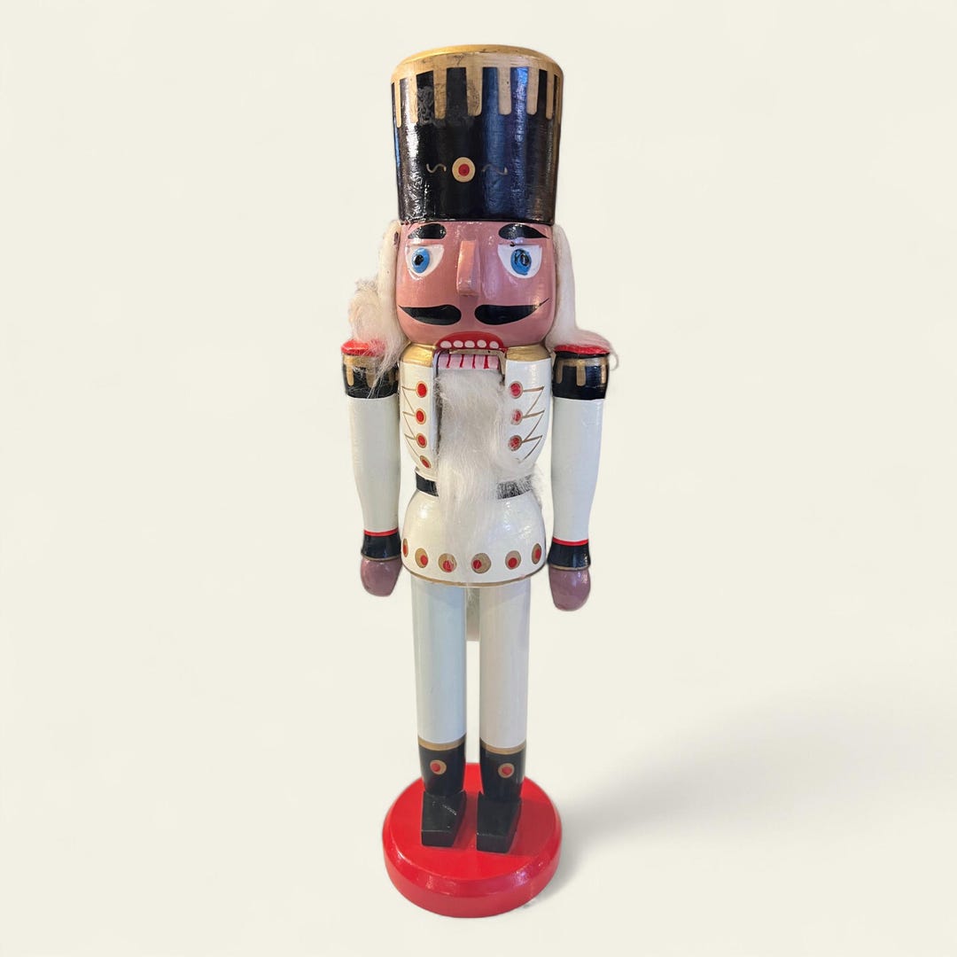 Original Nutcracker Officer in White Uniform | Handcrafted in the Ore ...