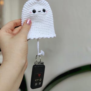 Ghost Key Cover Halloween Decor for Keys, Car Keys Accessory Crochet ...