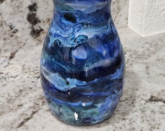 Acrylic Flow Glass and Resin Vase-shades of Blue Vase - Etsy
