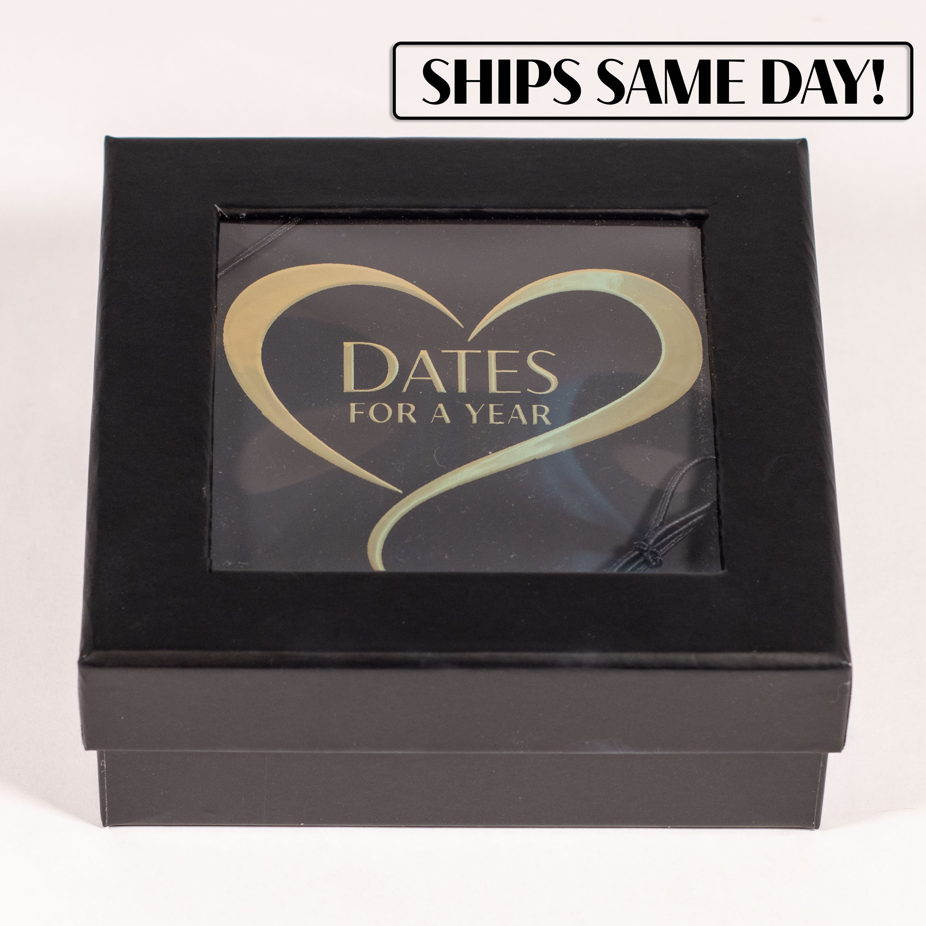 Dates for a Year: A Box of Date Night Cards, Romantic Wedding Gift ...