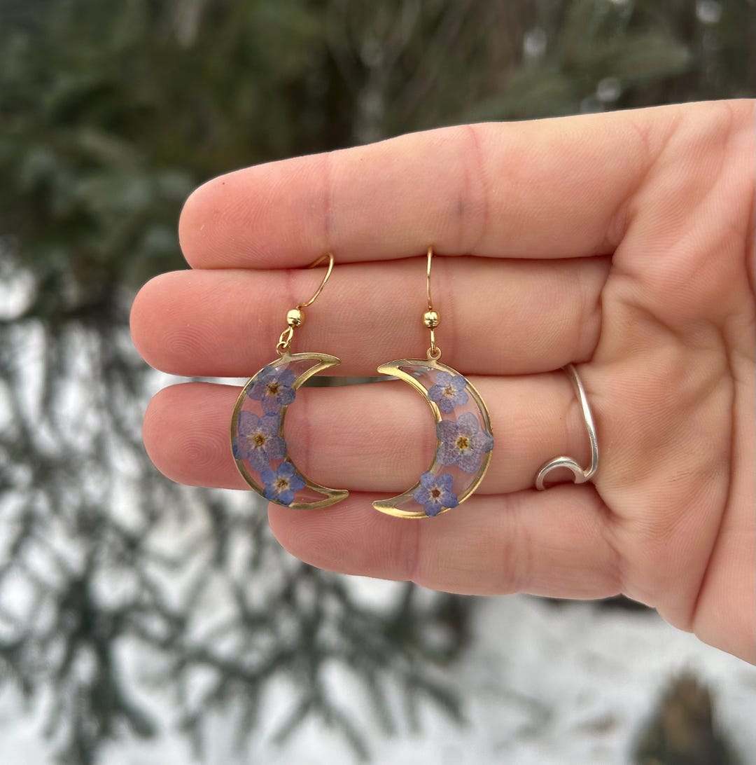 Handmade Forget Me Not Flower Resin Moon Earrings, Real Flower Moon ...