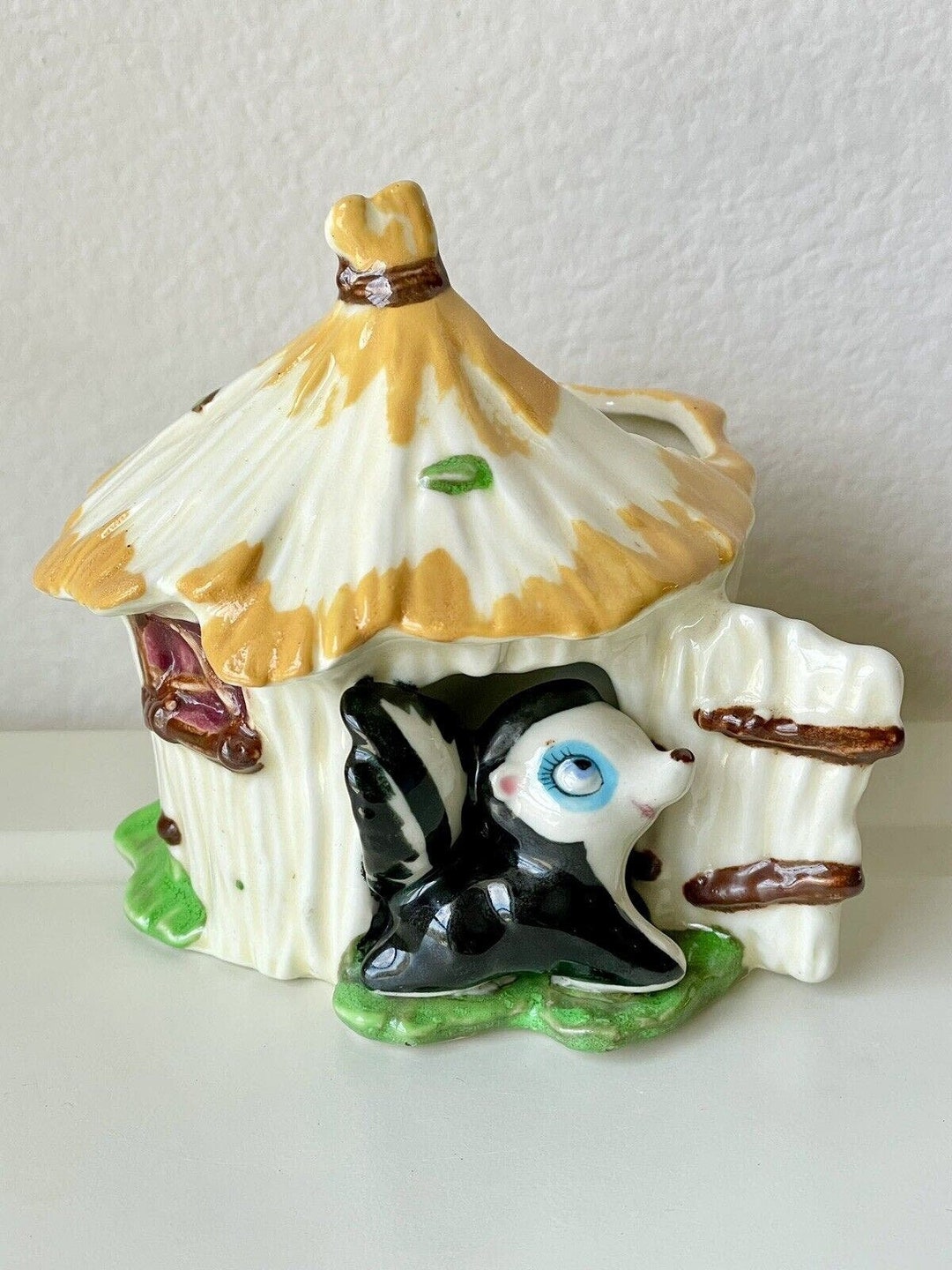 Vintage Lefton Ceramic Skunk and House Planter/pot MCM Anthropomorphic ...