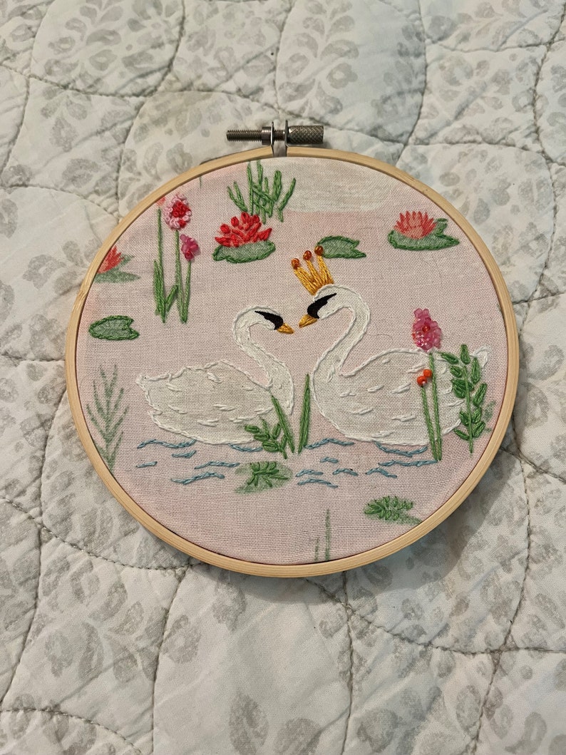 Swan Finished Embroidered Hoop Wall Hanging, Embroidered Wall Art ...