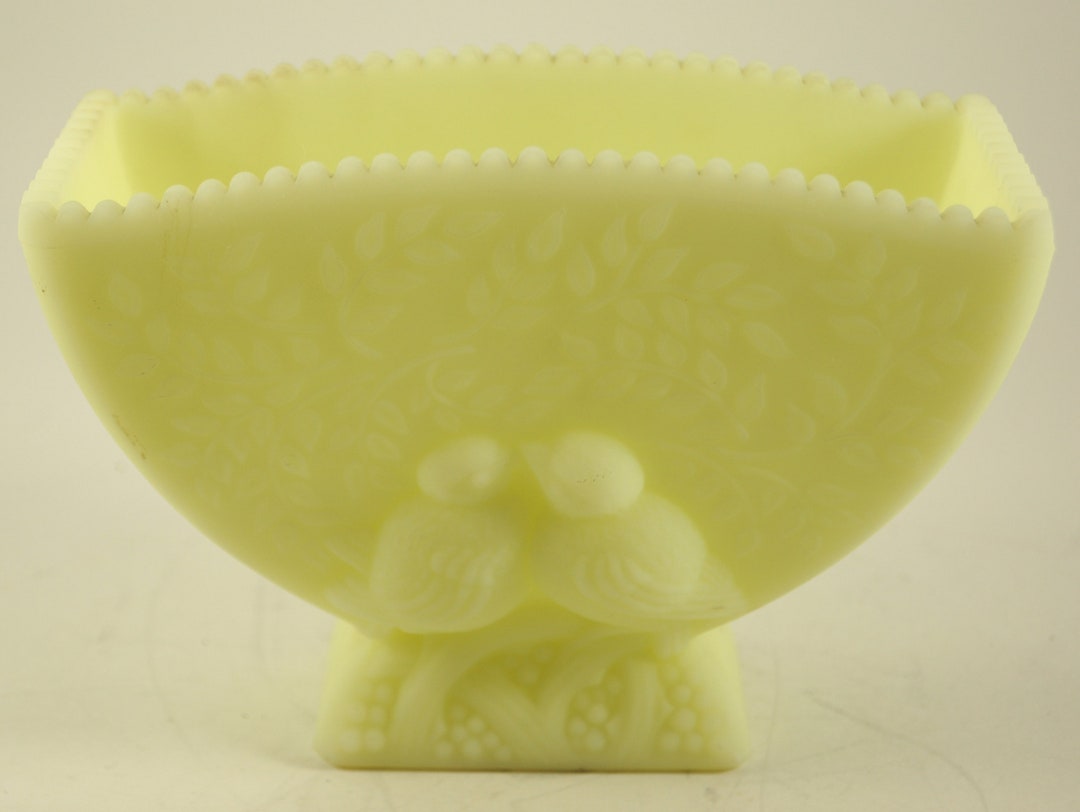 Vintage Fenton Love Birds Yellow Custard Satin Flower Vase Glass 1970's ...