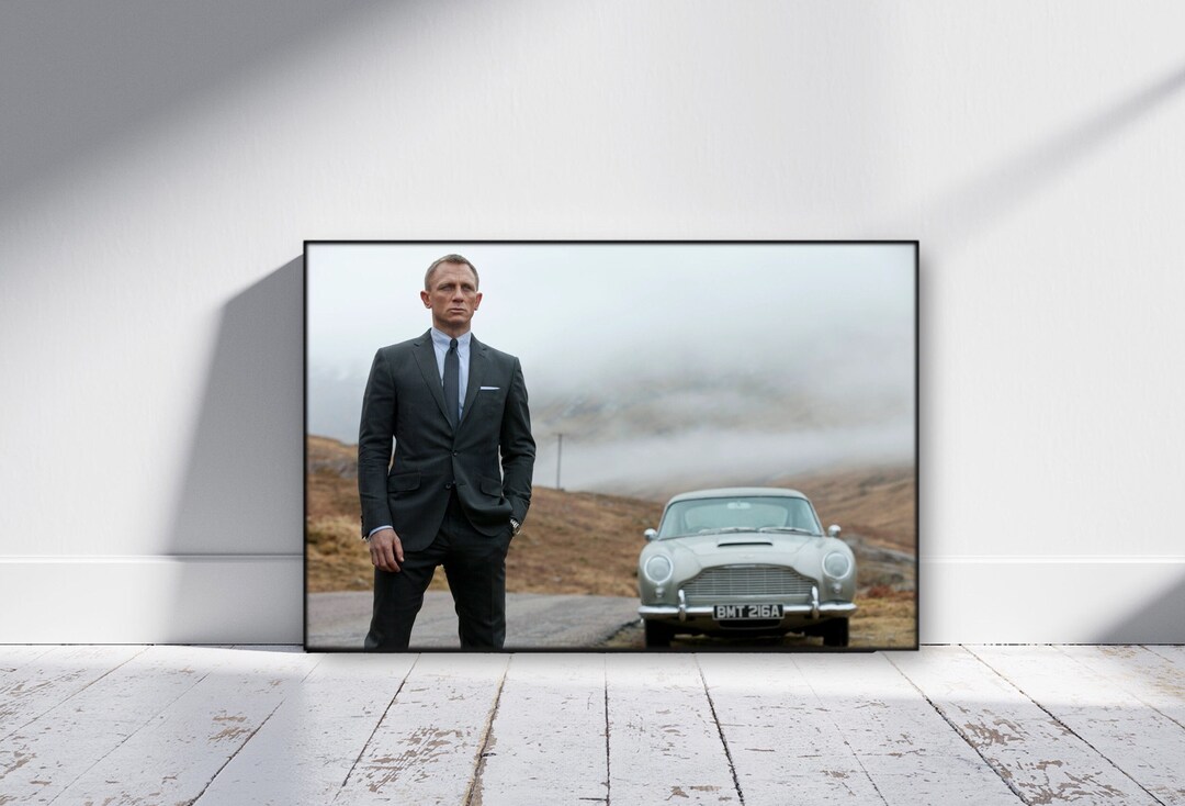 James Bond Canvas/poster, Daniel Craig Wall Art, Classic Car Canvas ...