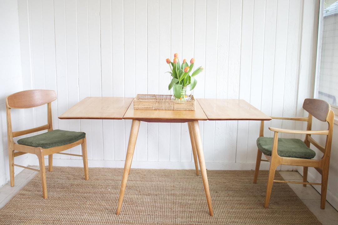 1950s MCM Maple Drop Leaf Dining Table by Paul Mccobb for Planner Group ...