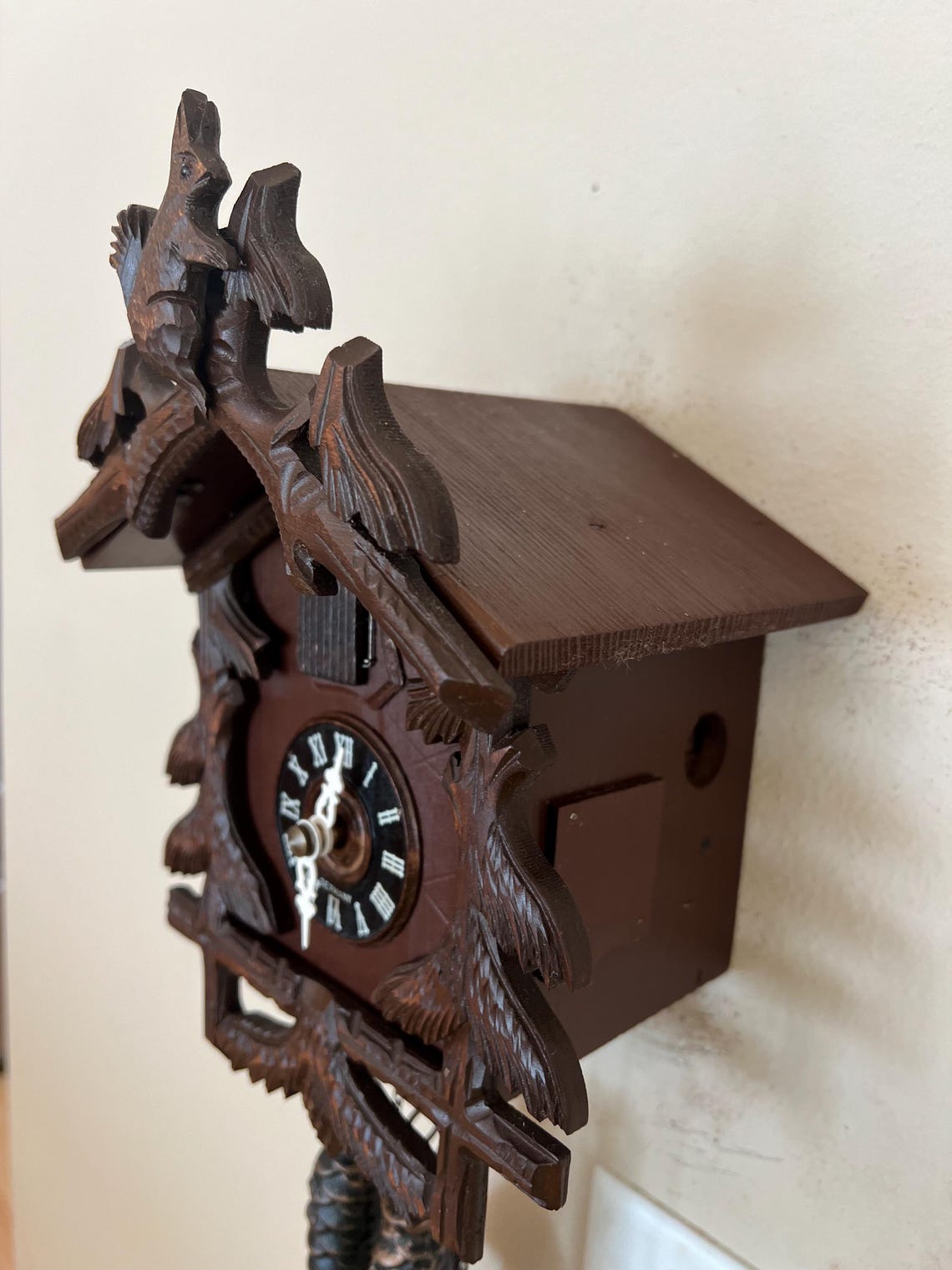 Cuckoo Clock, Squirrel Topper Working Vintage, Black Forest German Made ...