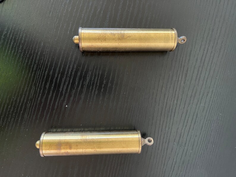 Shield Clock Working Vintage, Black Forest German Made. Very Cute Clock ...