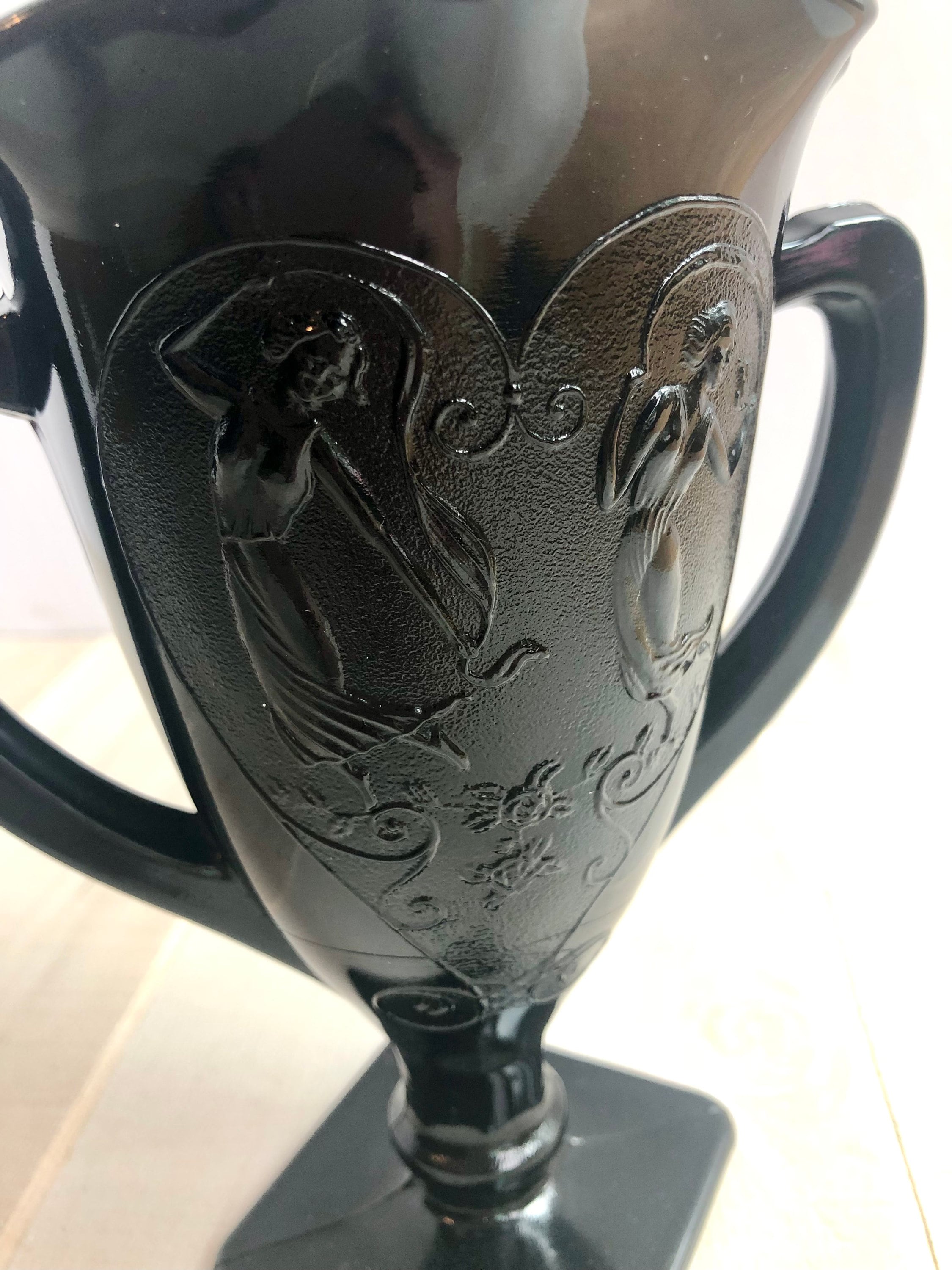 Viking Glass Black Amethyst Dancing Nymphs Double Handle Fluted Trophy ...