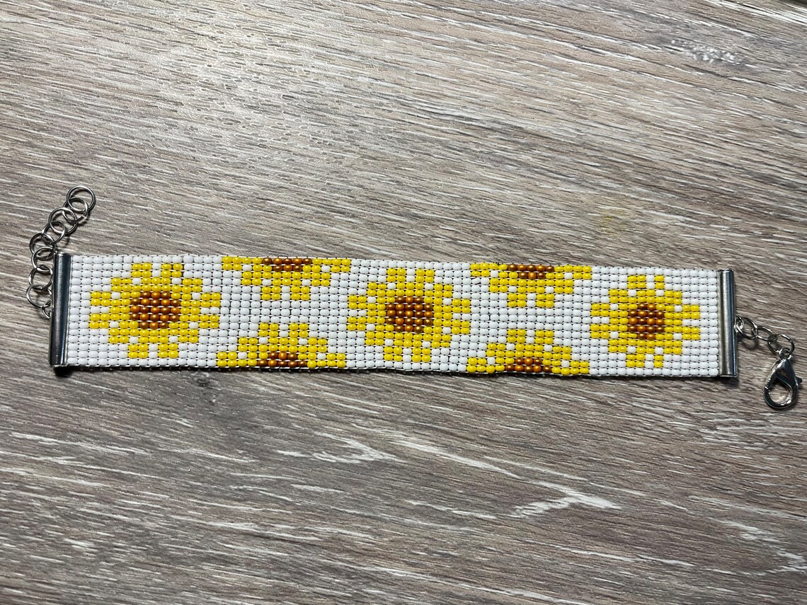 Handmade Beaded Sunflower Pattern Bracelet - Etsy