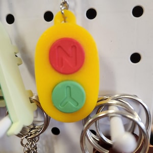 Bluey Inspired Fidget Keychain – Yes/no Click Button Toy for Kids ...