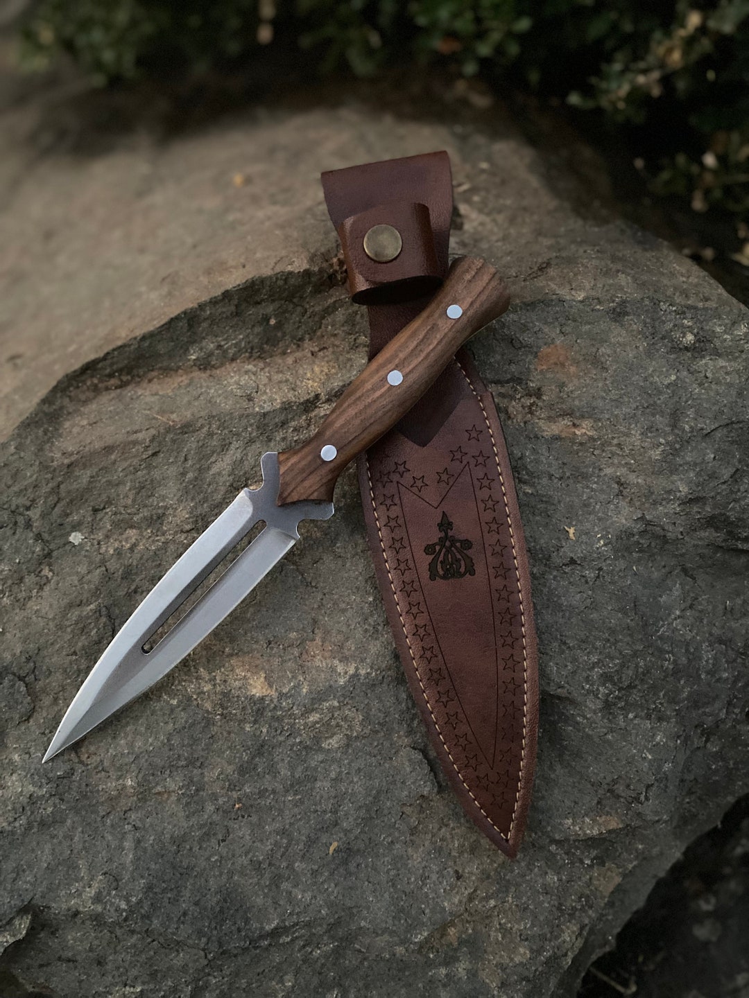 Custom Engraved Real Dagger With Leather Sheath, Super Tactical Knife ...