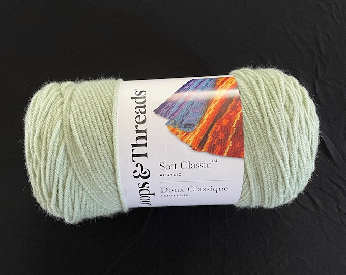 Sage Loops & Thread Yarn - Etsy