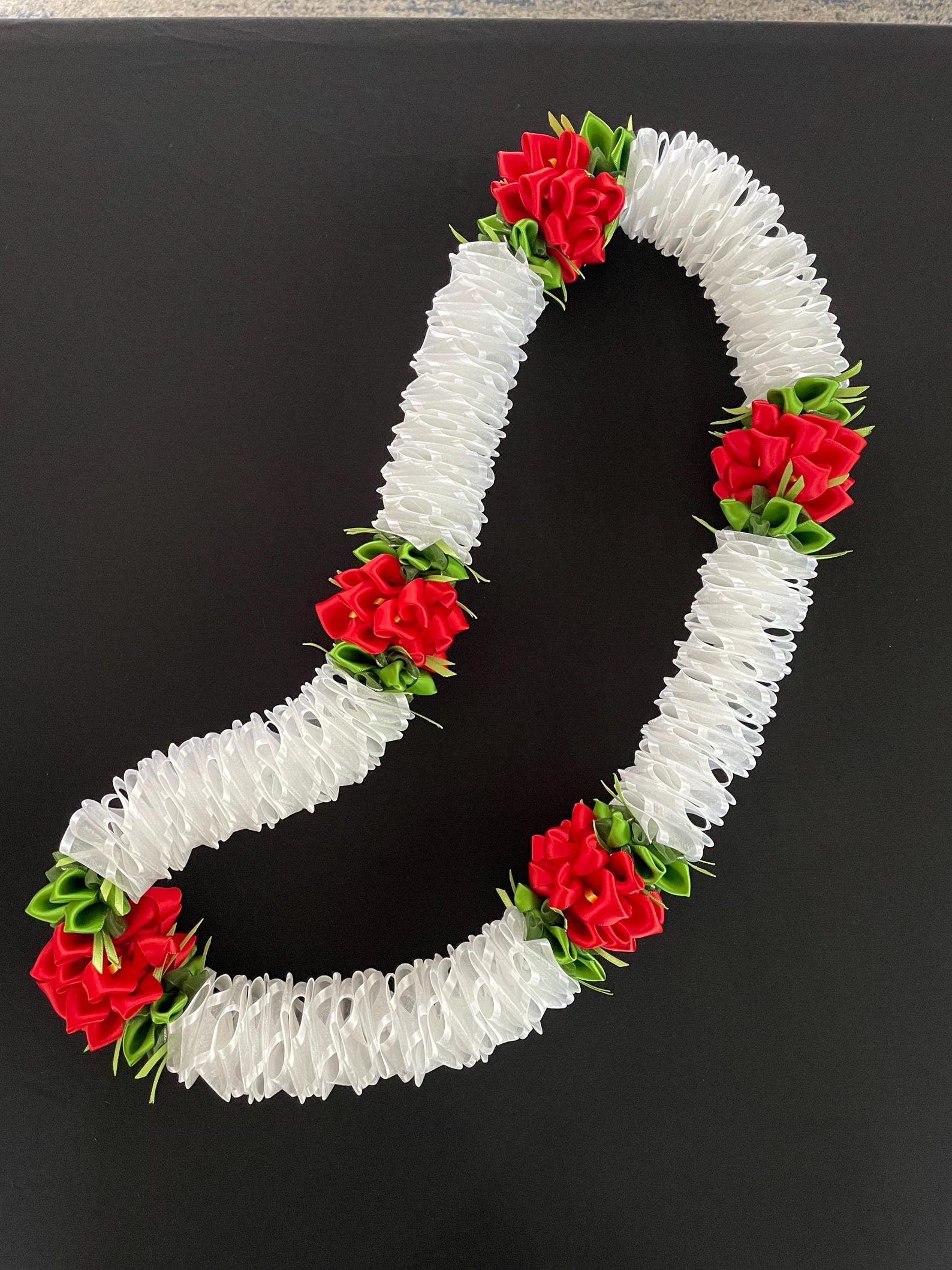 Anthurium Ribbon Lei - Etsy