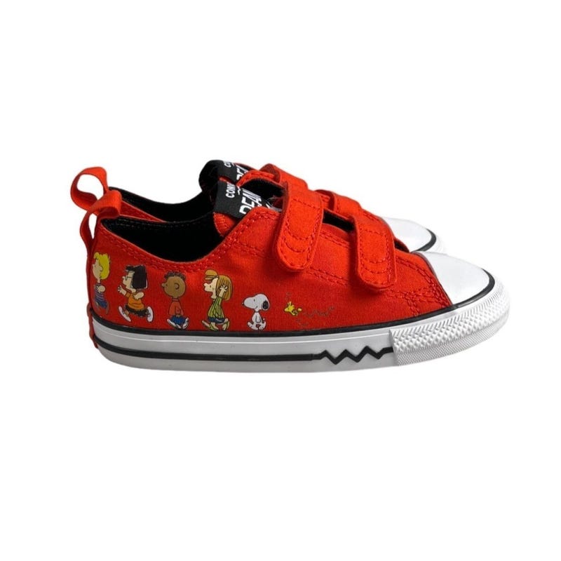 Snoopy Converse - Etsy
