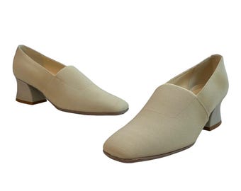 Vintage Women's Pumps - Etsy