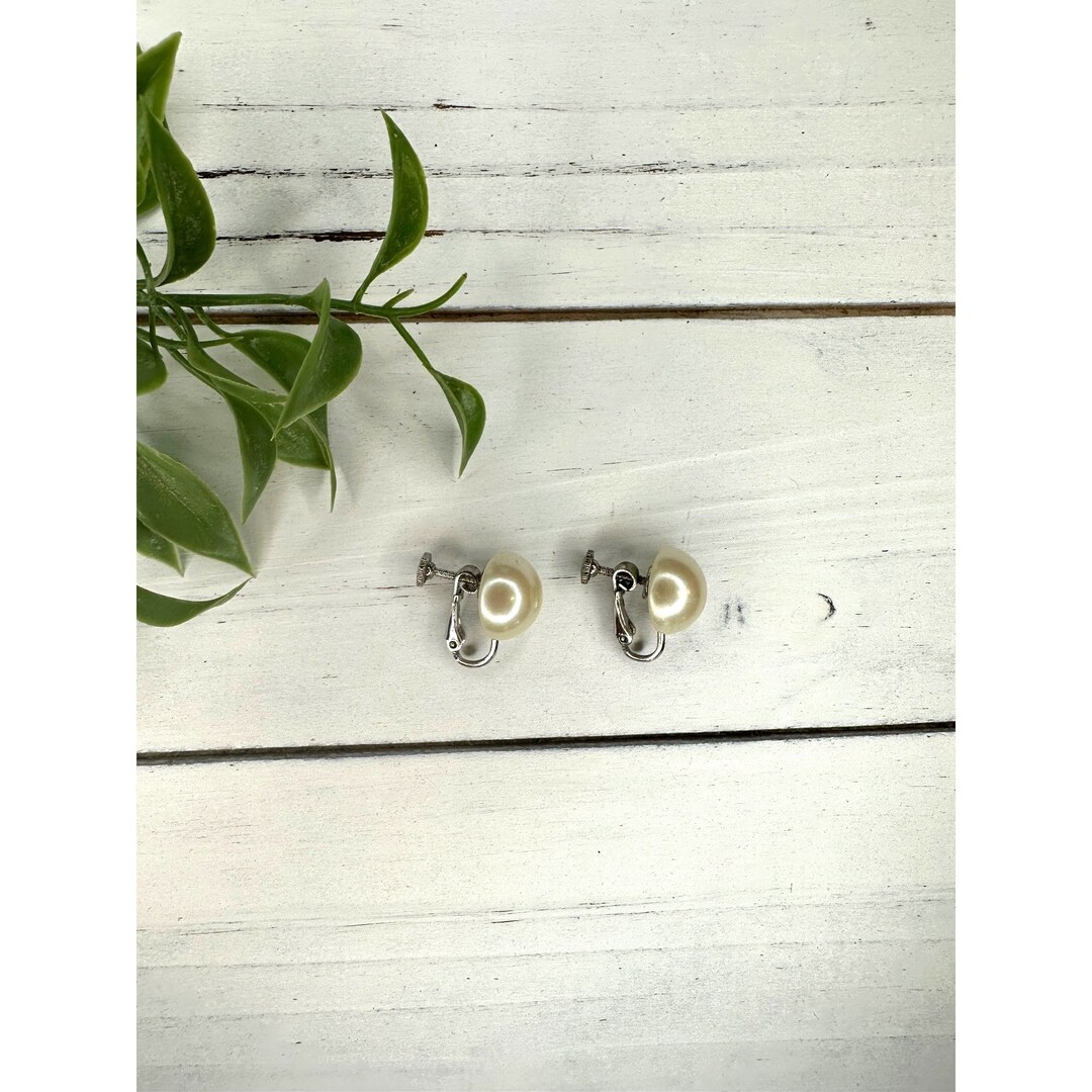 Vintage Marvella Faux Pearl and Silver Tone Screw Back Earrings - Etsy