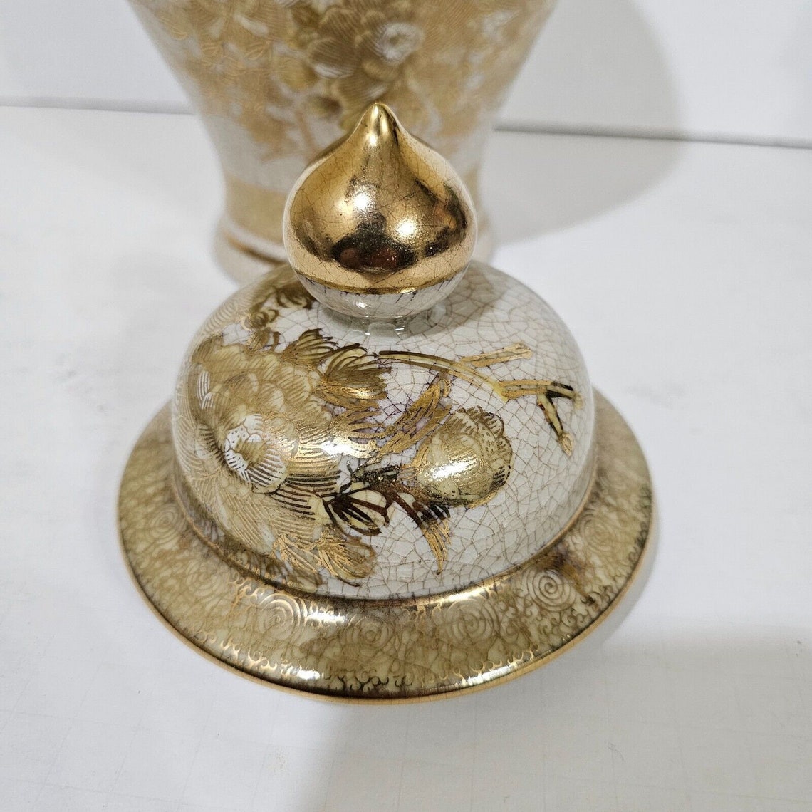Japanese Ginger Urn Early 20th C. Emperors Lidded Cream/gray Opulent ...