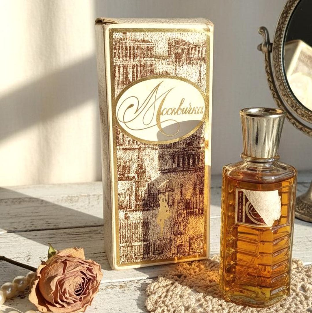 Vintage USSR Perfume Moskvichka Novaya Zarya With Box – Soviet Russian ...