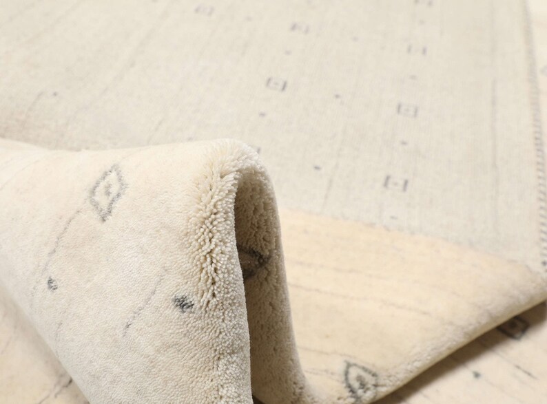 Loribaf Modern Handloom Wool Ivory 100% Woolen Hand Tufted Rug Designer ...