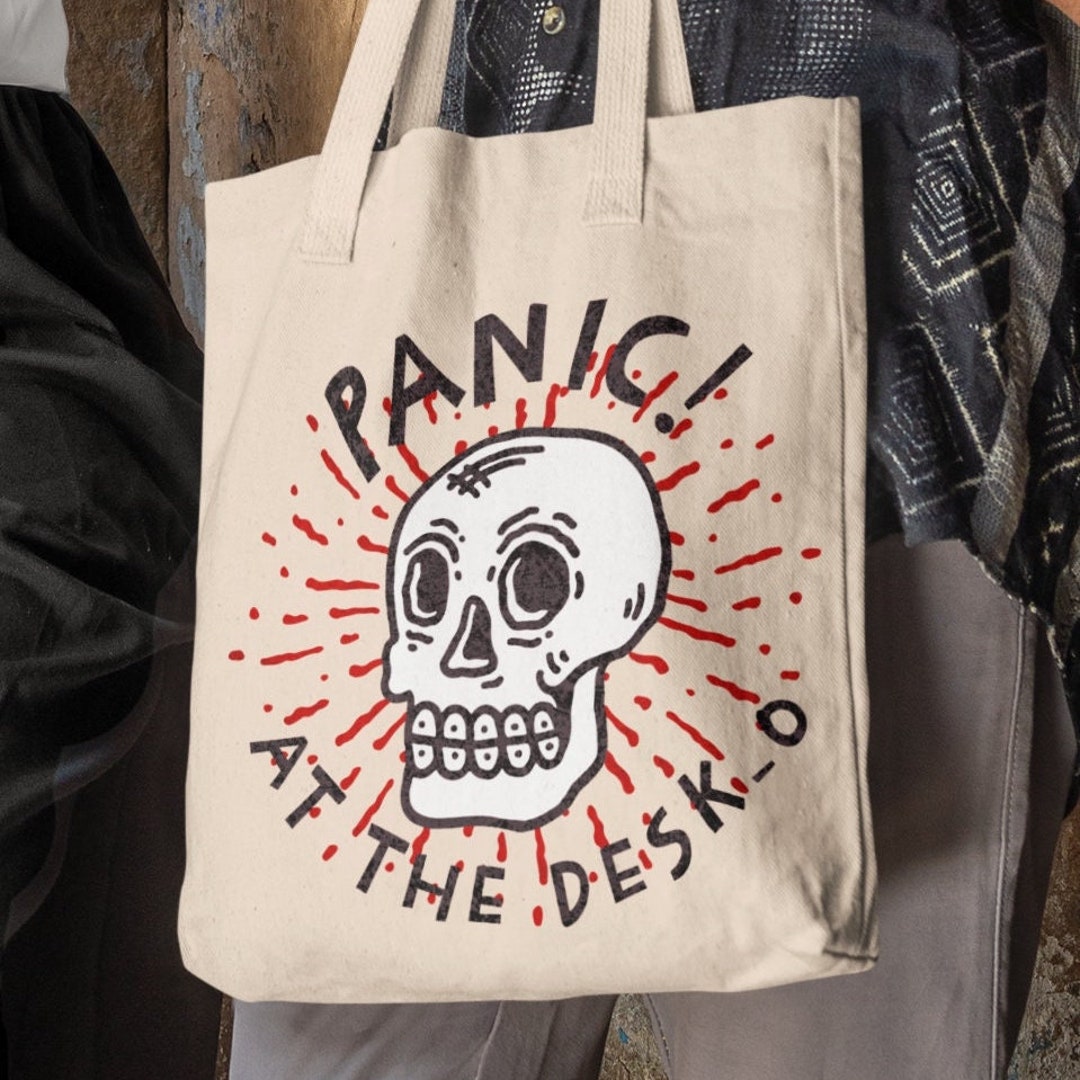 Panic Skull Tote Bag, Funny Halloween Gifts, Fall Fashion, Spooky ...