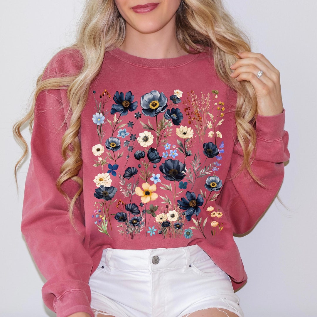 Cottagecore Wildflowers Sweater Comfort Colors® Fairycore Sweatshirt ...
