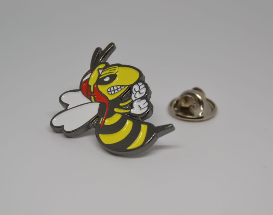 Böse Wespe or Bad Wasp Vespa Pin *new Design* (max.dim 30 Mm) - Enamel ...