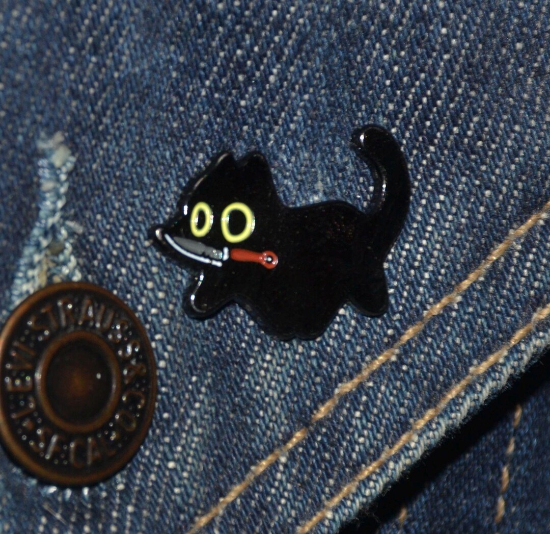 Cute Black Cat Pin With a Knife - Coal Ball Cat Brooche (max.dim 23 Mm ...