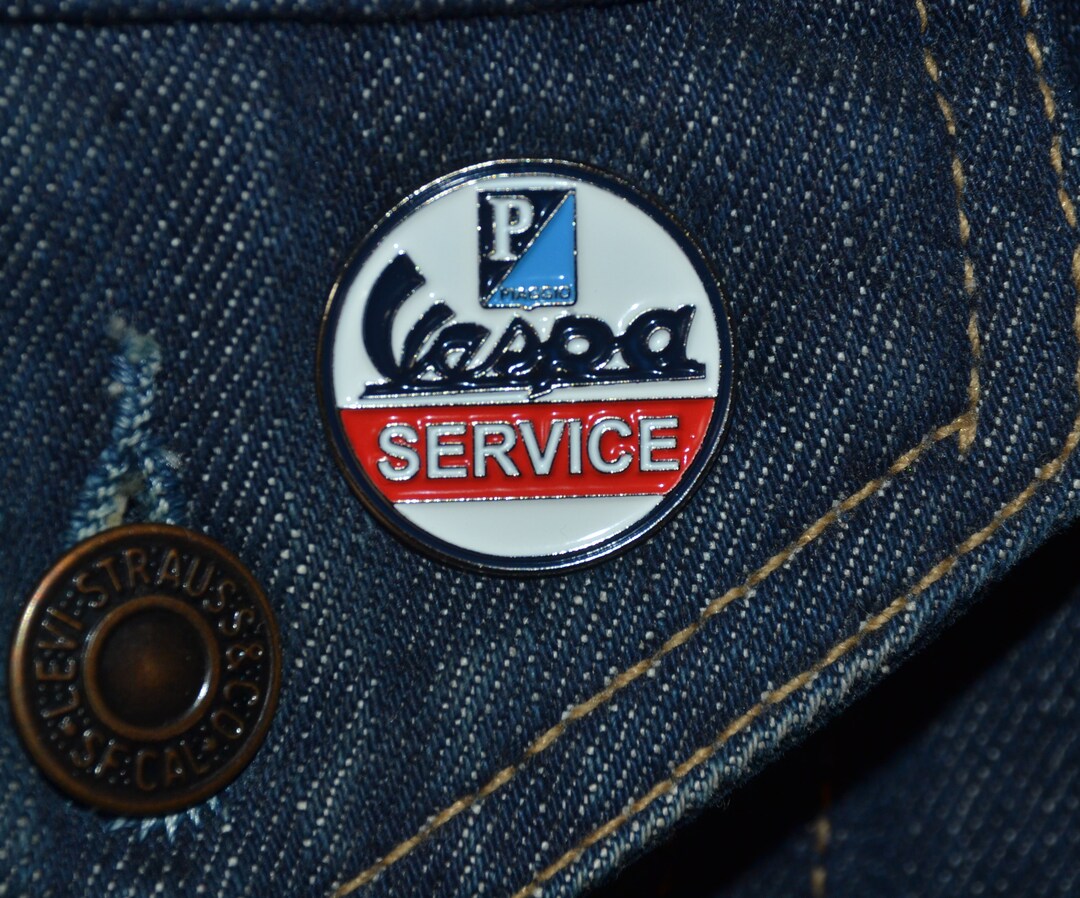 Vespa Classic Service Sign Pin dim 25 Mm Enamel Metal Lapel Pin Badge ...