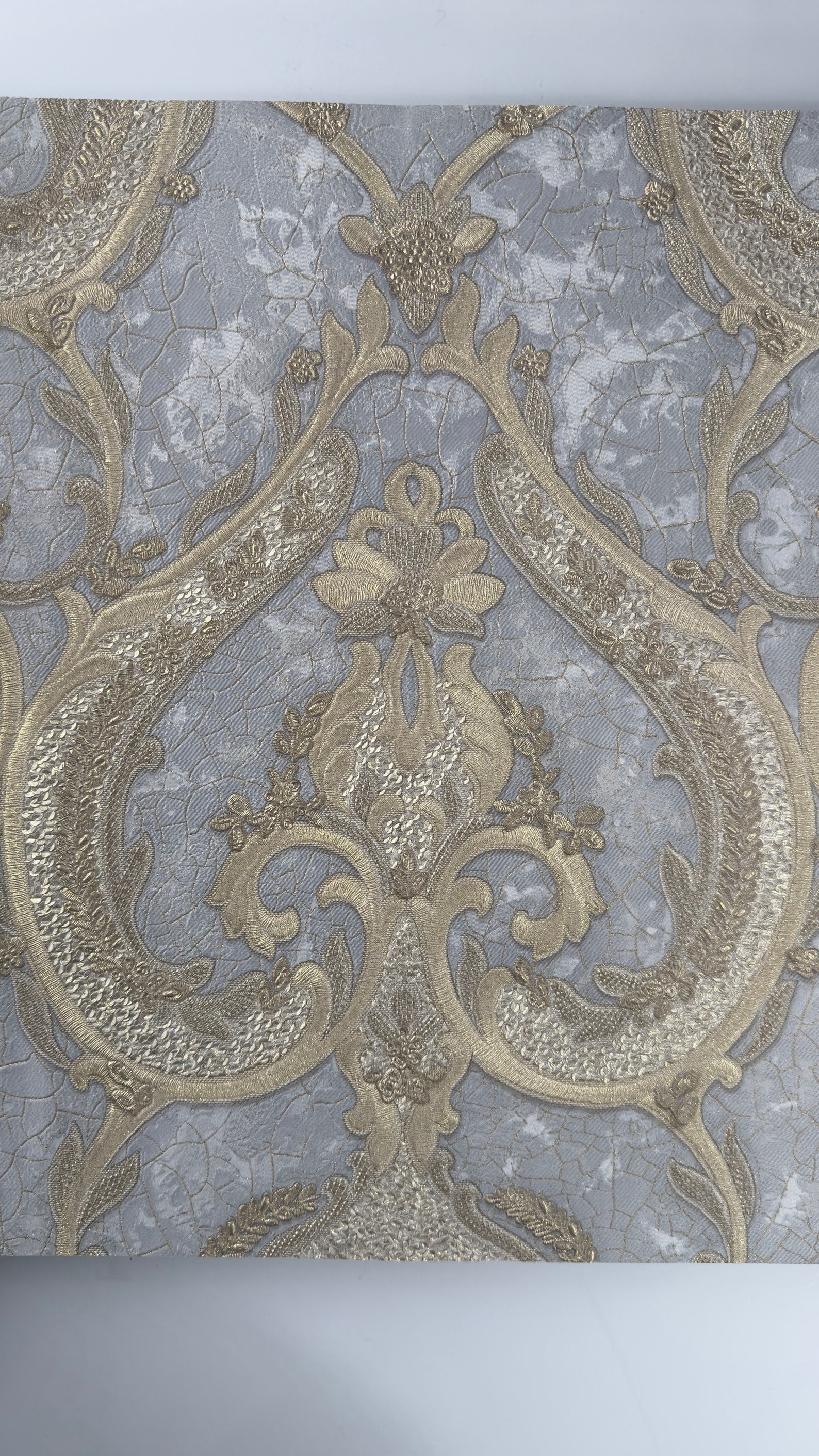 Gold Embroidered Embossed Damask Vinyl Wallpaper 3D Embossed Metallic ...