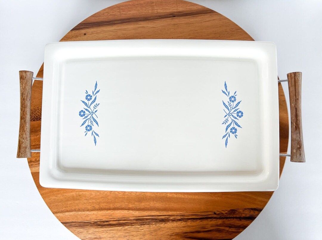 Corning Ware Blue Cornflower P-35-B Broil Bake Serving Tray With Wooden ...