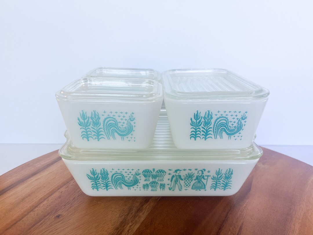 Complete Set of Pyrex Amish Butterprint Set of 8 Pieces, Pyrex ...