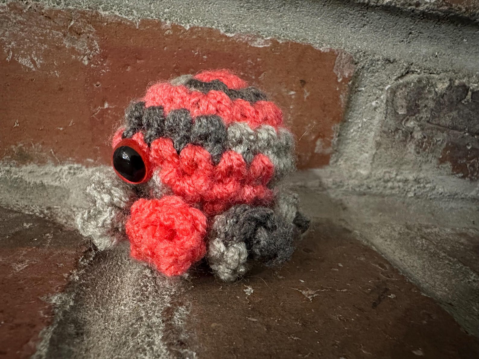 Tiny Crochet Octopus- Derrick - Etsy