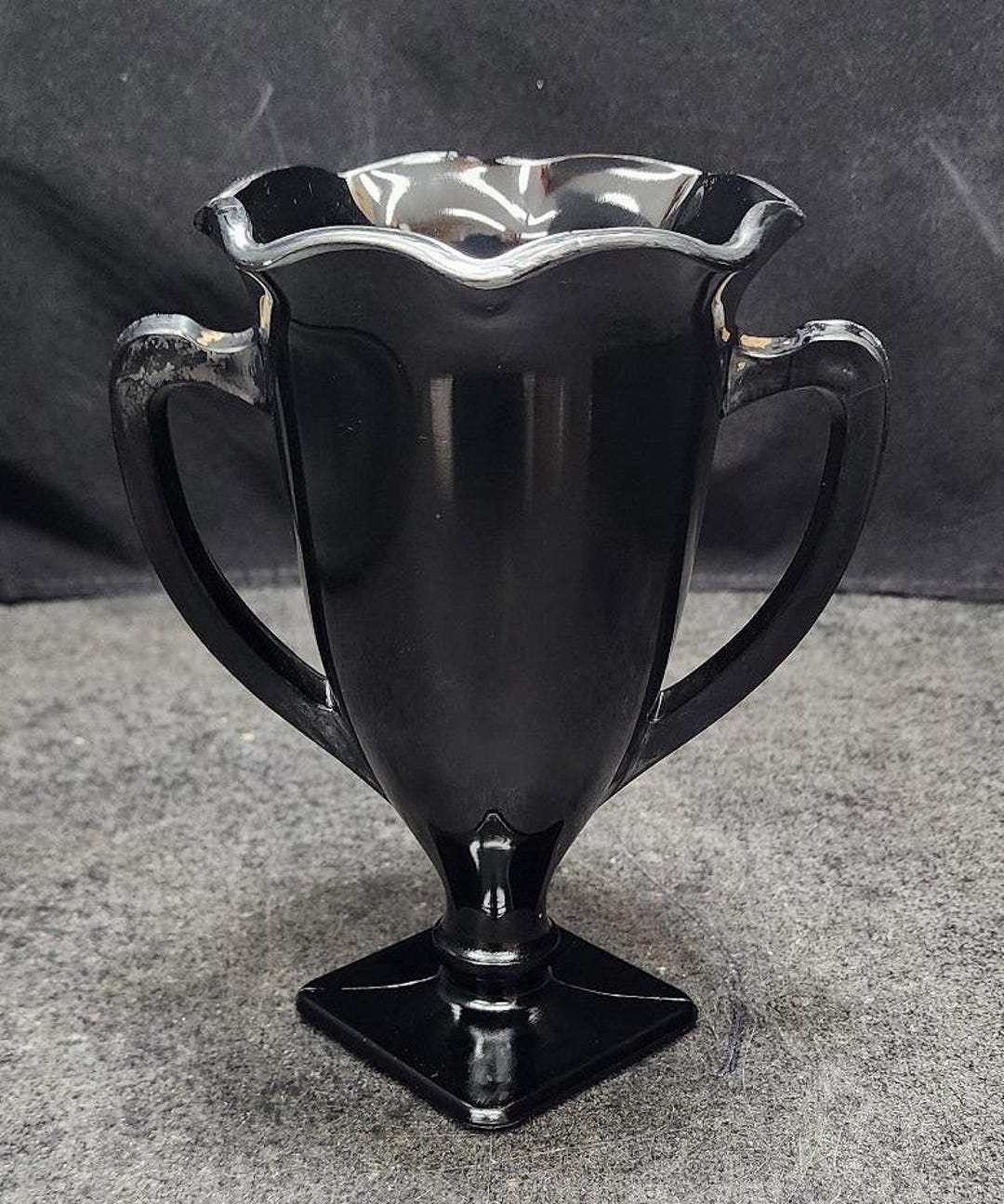 Vintage 1930s LE Smith Black Amethyst Glass Trophy Cup - Scalloped Rim ...