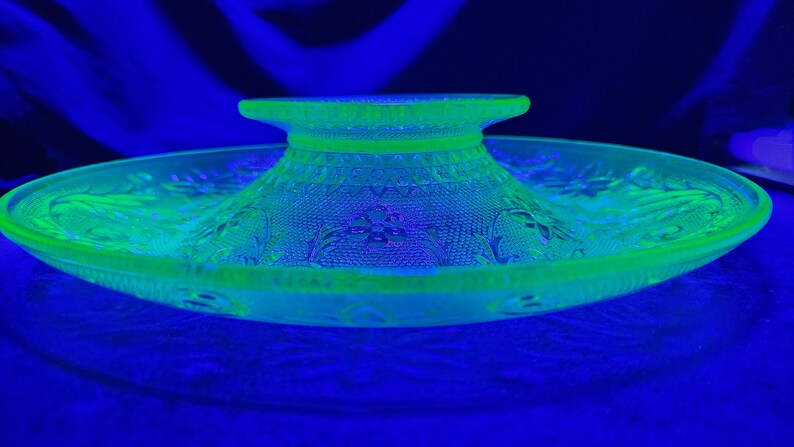 Vintage Uranium Vaseline Glass Fountain Style Serving Dish Flower and ...