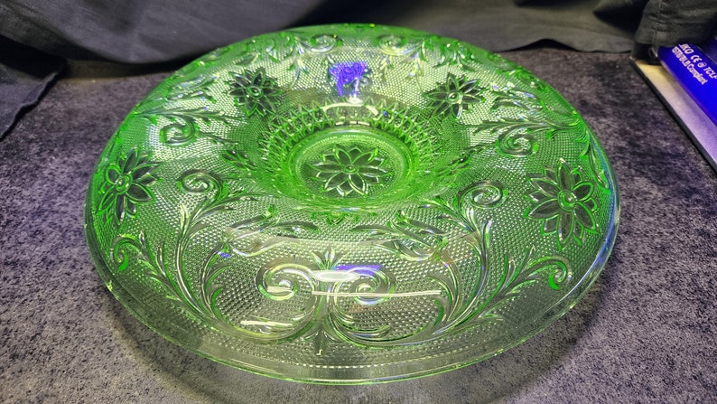 Vintage Uranium Vaseline Glass Fountain Style Serving Dish Flower and ...