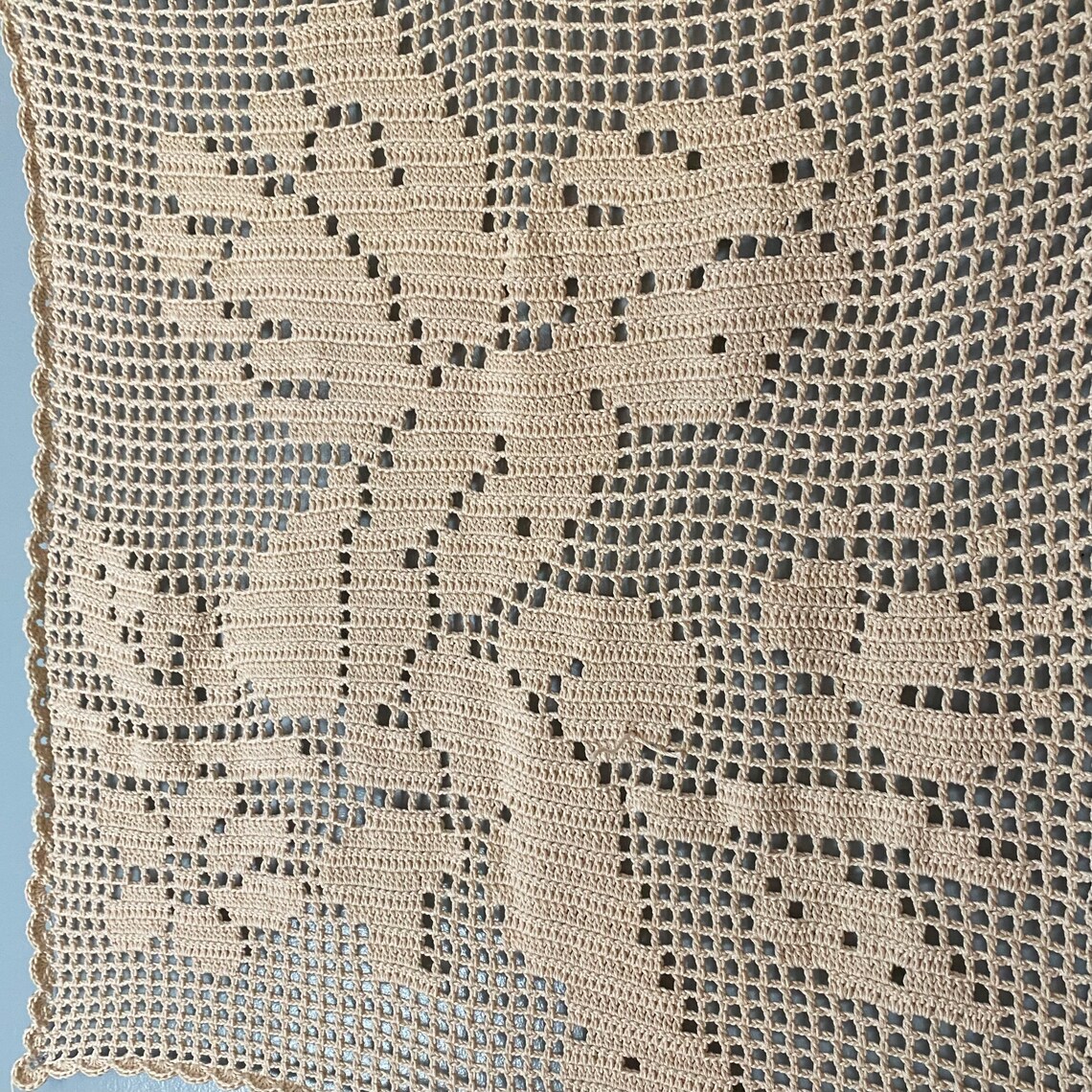 Handmade Filet Crochet Tapestry With Scalloped Edge Cherub Sitting on a ...