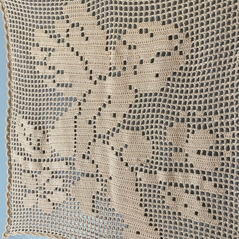 Handmade Filet Crochet Tapestry With Scalloped Edge Cherub Sitting on a ...