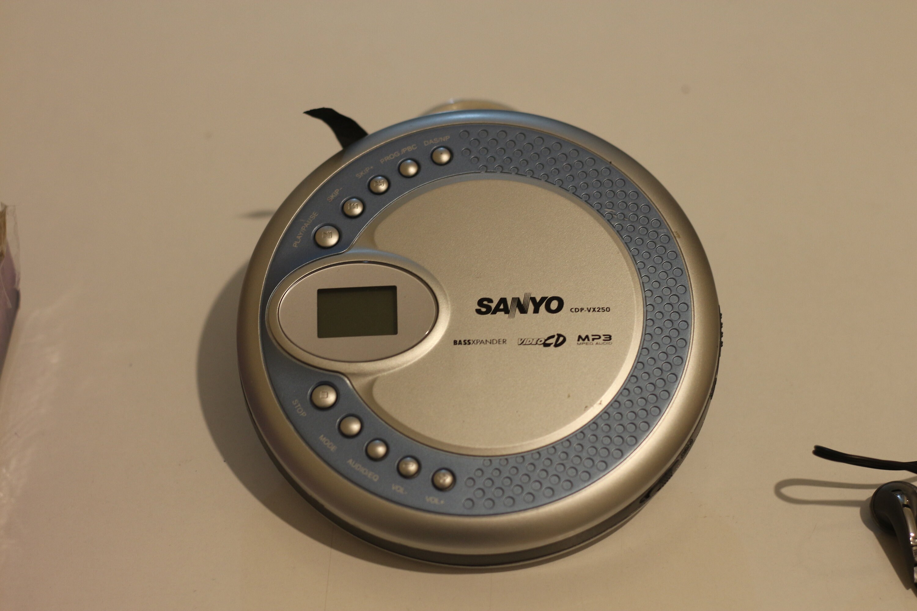 Vintage Sanyo Discman CD Compact Player Sanyo Discman CD - Etsy