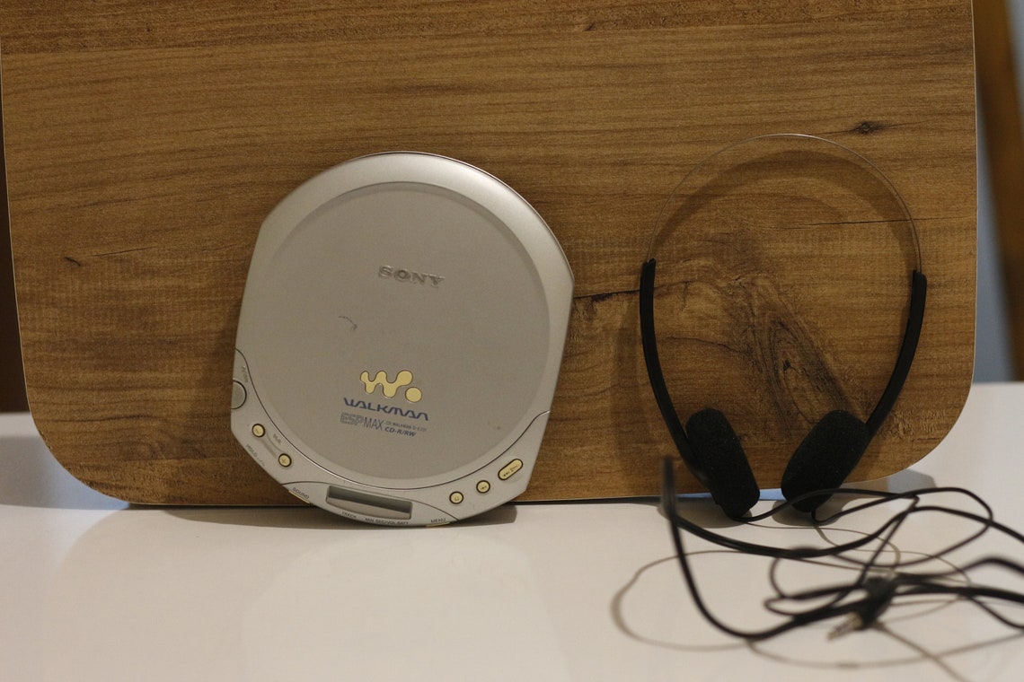 Vintage Sony Walkman CD Compact Player, Sony Walkman, CD Player, Walkman, Sony Walkman With ...