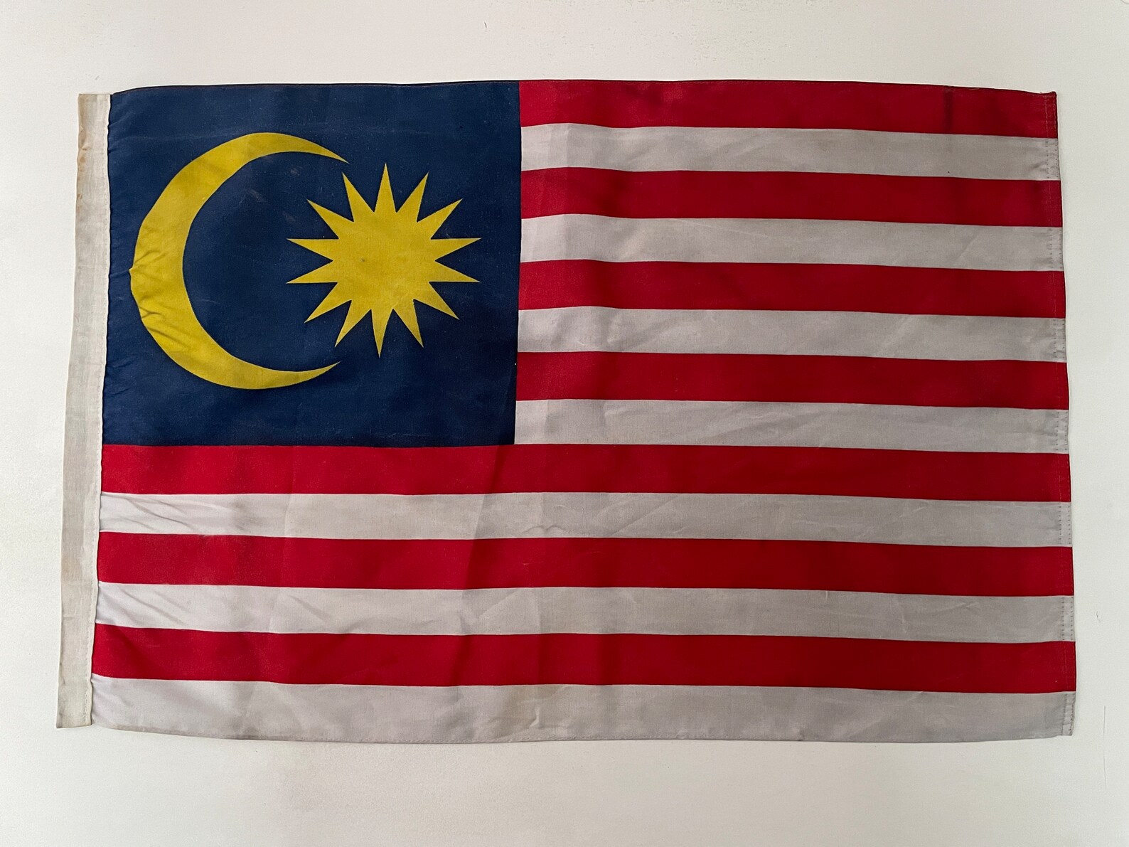 1990s Malaysian Flag,malaysian Cloth Flag,old Flag,old Malaysian Flag ...