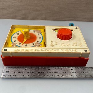 Vintage Fisher Price Hickory Dickory Dock Musical Clock Radio Toy Made ...