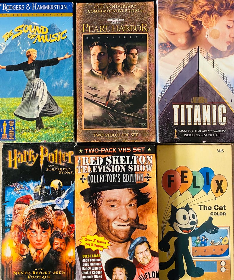Vintage Blockbuster VHS Tape Lot, Home Movie Collection VCR Video Tapes ...