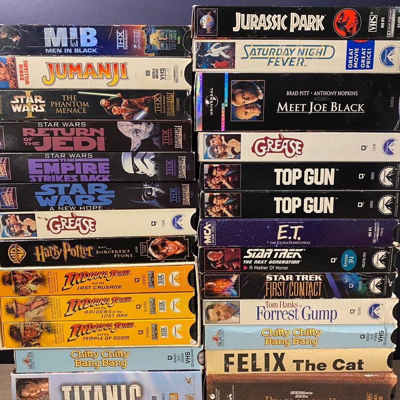 Vintage Blockbuster VHS Tape Lot, Home Movie Collection VCR Video Tapes ...