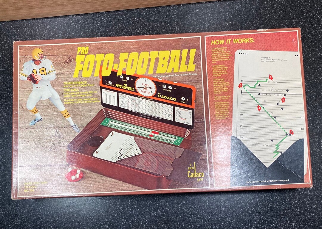 Vintage Pro Foto-football Game by Cadaco: Real Football Strategy - Etsy
