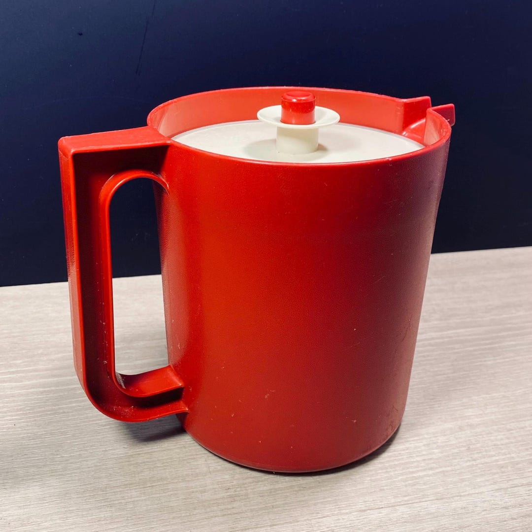 Vintage Red Tupperware Pitcher: 1.5 Quart Retro Kitchen Container - Etsy